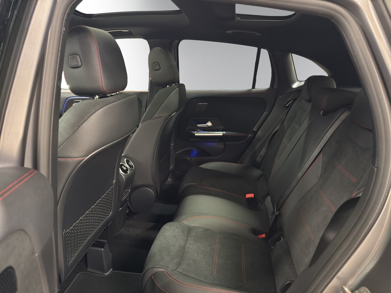 MERCEDES-BENZ GLA 200 Night Star 7G-DCT À vendre