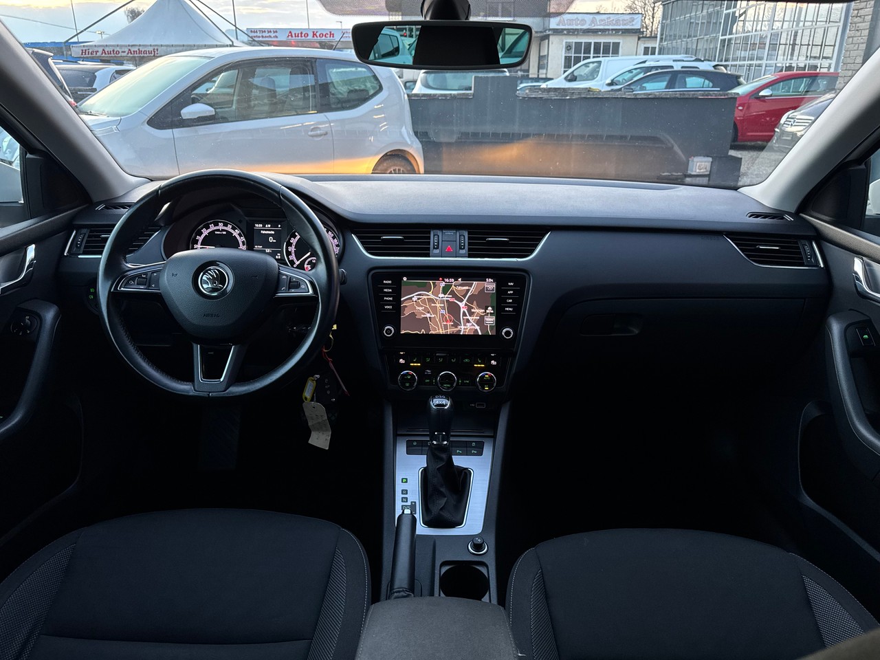 SKODA Octavia Combi 2.0 TDI Ambition 4x4 Kaufen