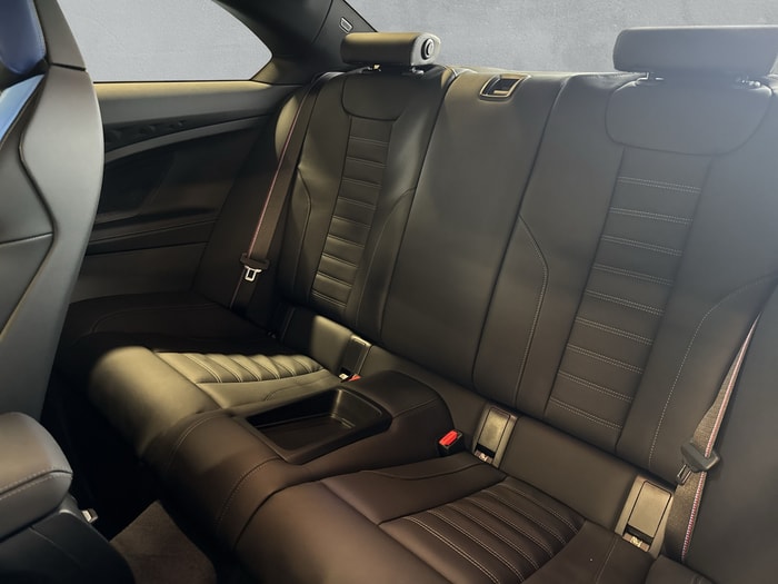 BMW M2 G87 Coupé LCI Steptronic * Fire Red métallisé * Acquistare in ...