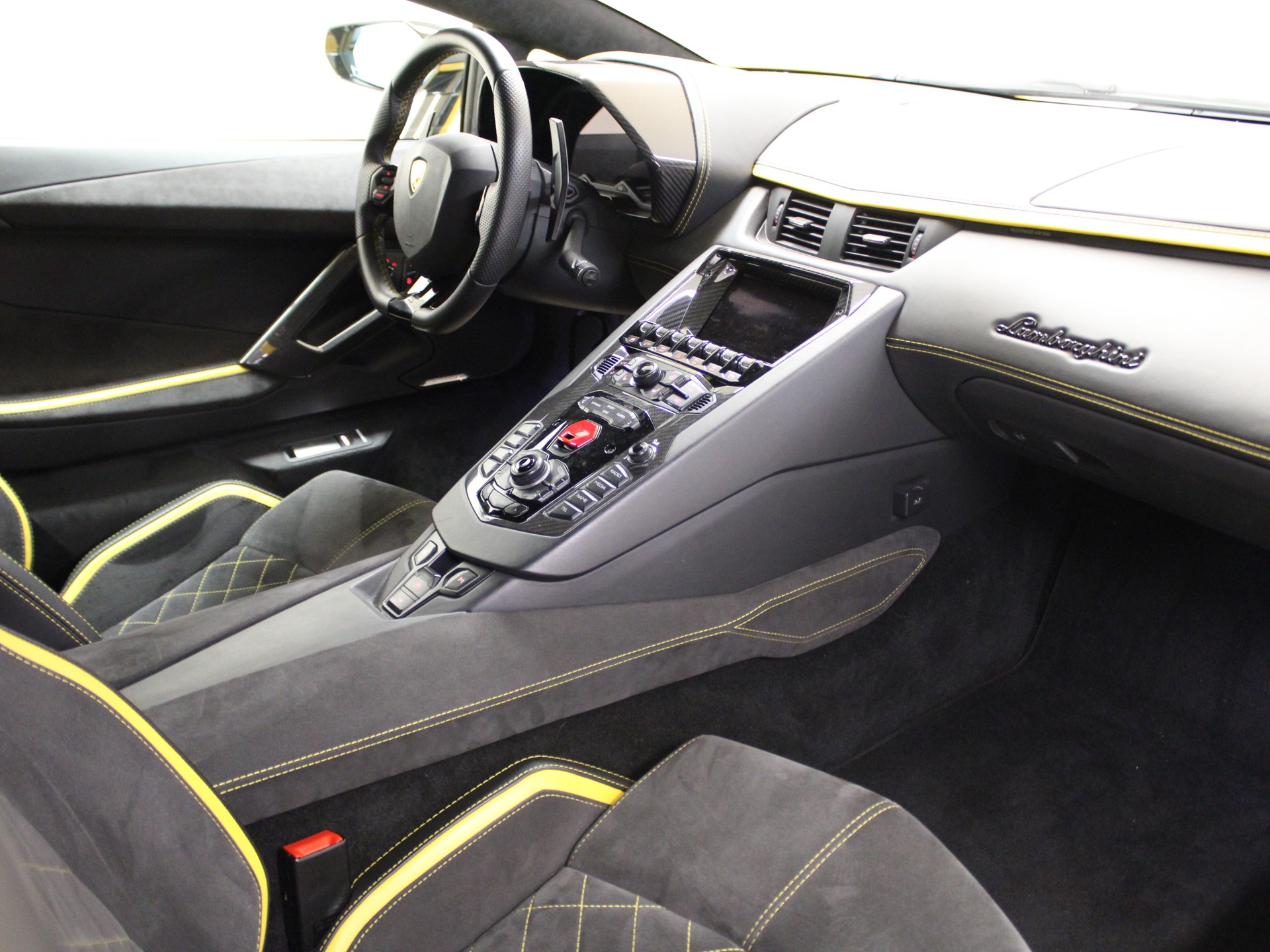 LAMBORGHINI Aventador S LP740-4 Coupé E-Gear Kaufen