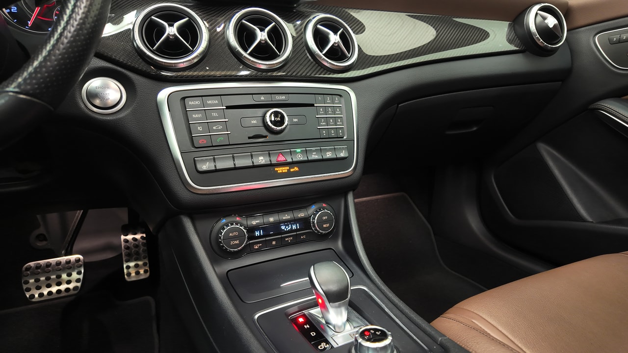 MERCEDES-BENZ CLA Shooting Brake 45 AMG 4Matic Speedshift Kaufen