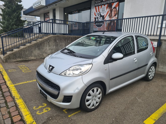 PEUGEOT 107 1.0 Trendy Acquistare in vendita