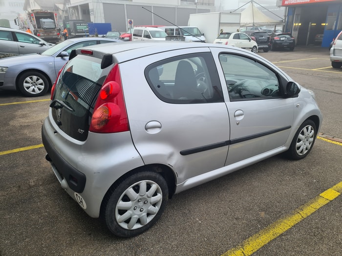 PEUGEOT 107 1.0 Trendy À vendre