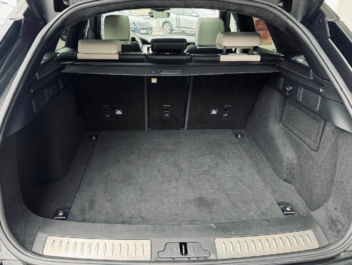 LAND ROVER Velar P 380 First Edition Automatic HSE Vollaustattung For sale