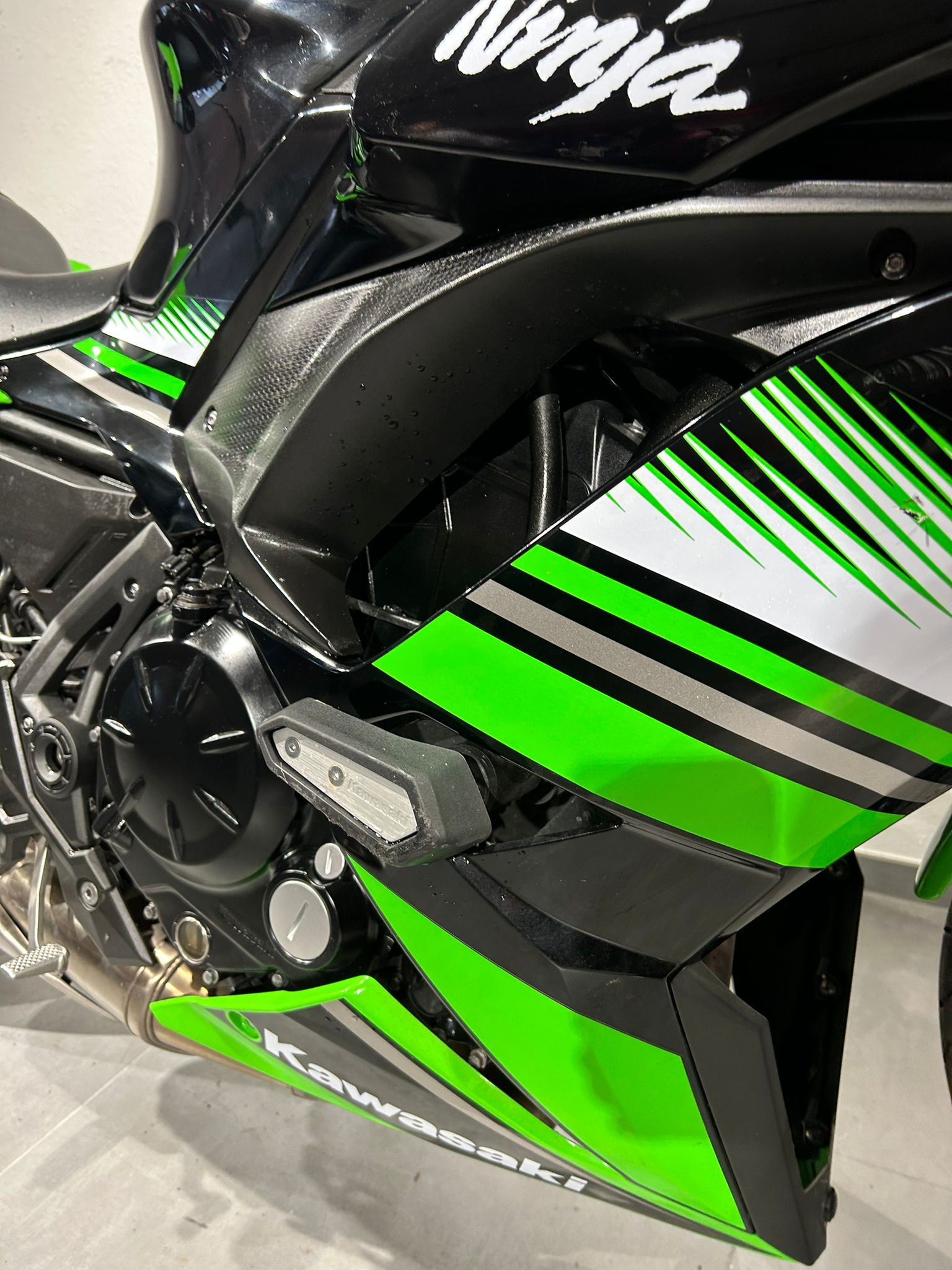 KAWASAKI Ninja 650 KRT Performance Kaufen