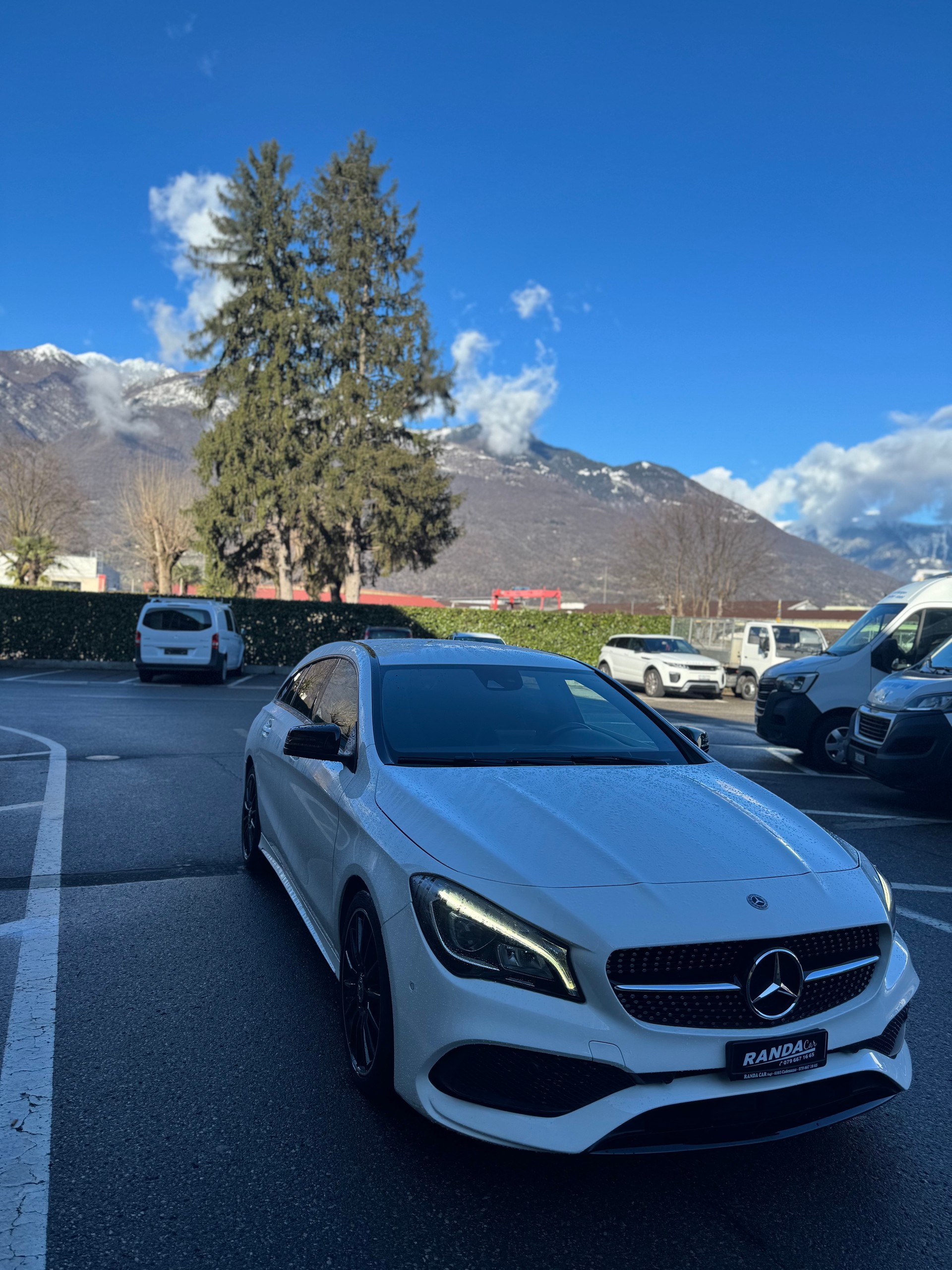 MERCEDES-BENZ CLA Shooting Brake 220 AMG Line 4Matic 7G-DCT Kaufen
