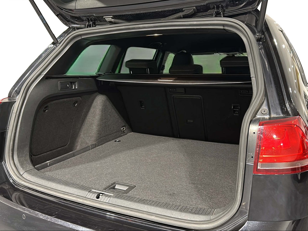 VW Golf Variant 2.0 TDI Allstar R-Line DSG Kaufen