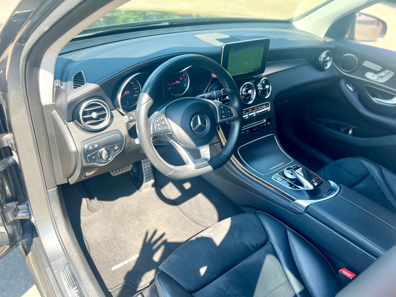 MERCEDES-BENZ GLC 250 AMG Line 4Matic 9G-Tronic by Nutzfahrzeugcenter ...