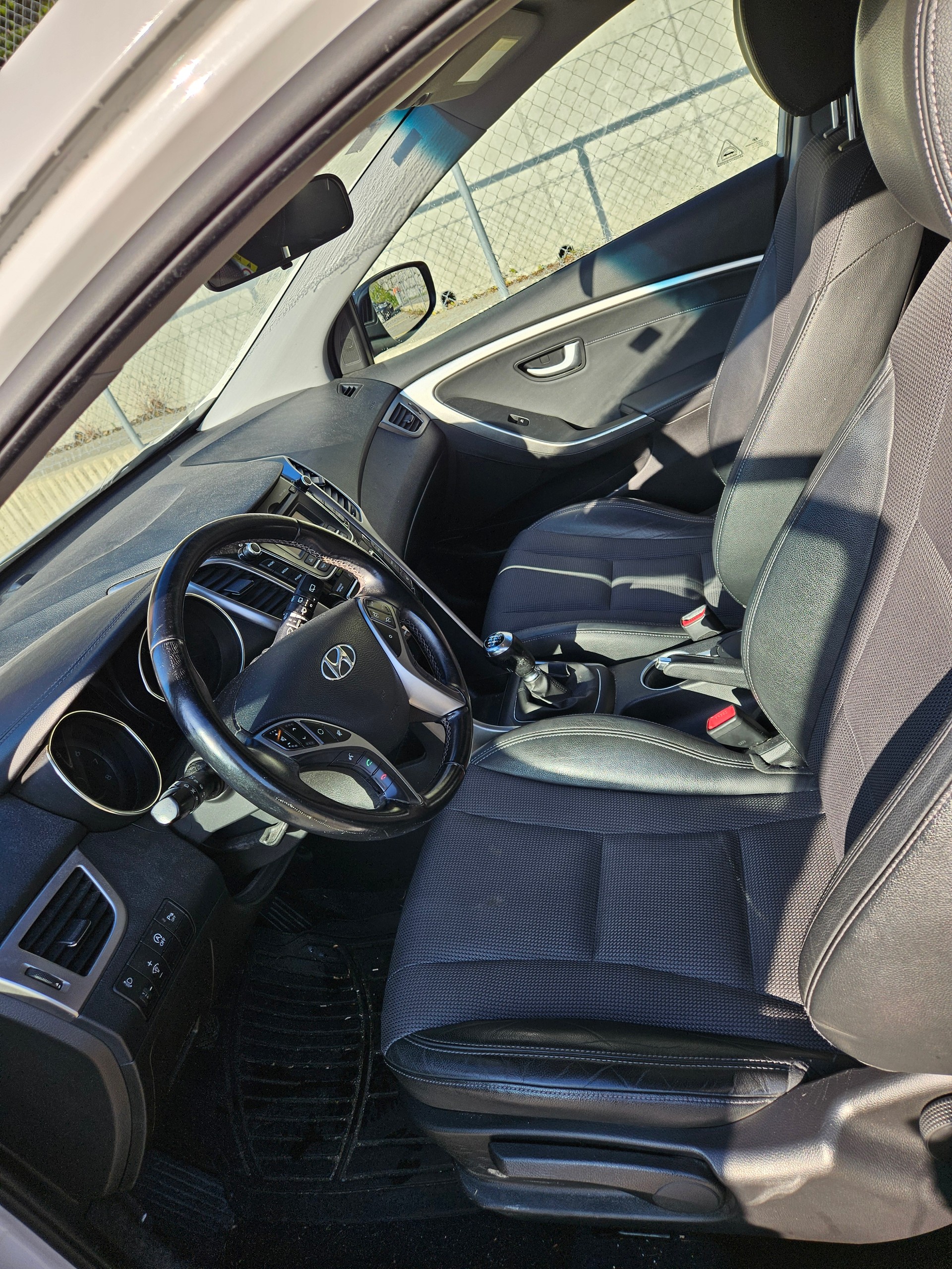 HYUNDAI i30 1.6 GDI GO! À vendre