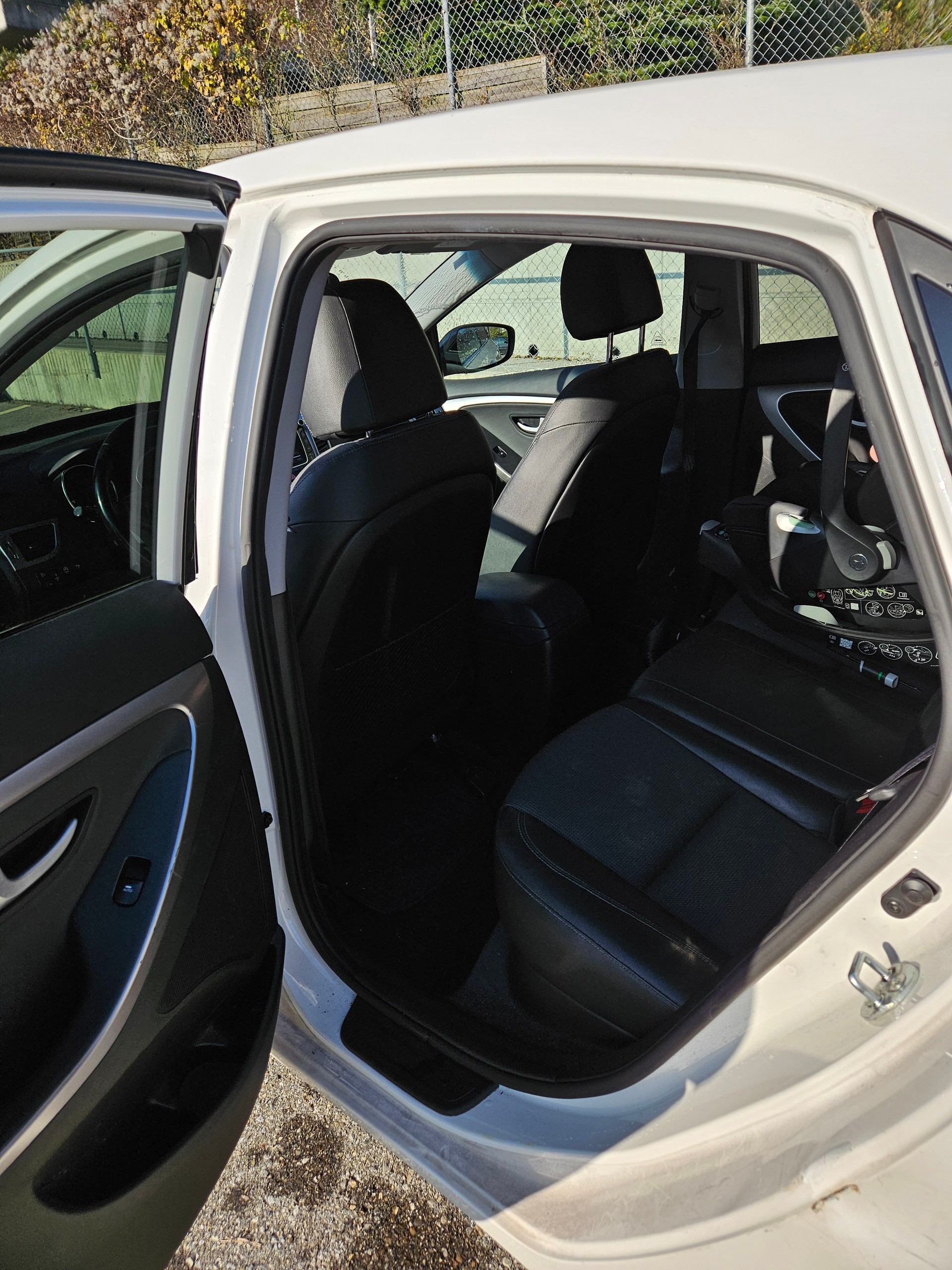 HYUNDAI i30 1.6 GDI GO! À vendre