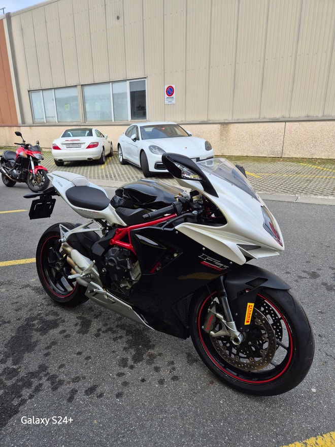 MV AGUSTA F3 800 EAS Kaufen