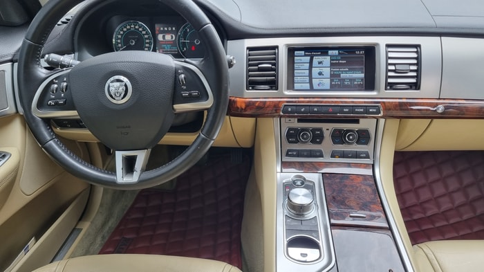 JAGUAR XF 2.2d À vendre