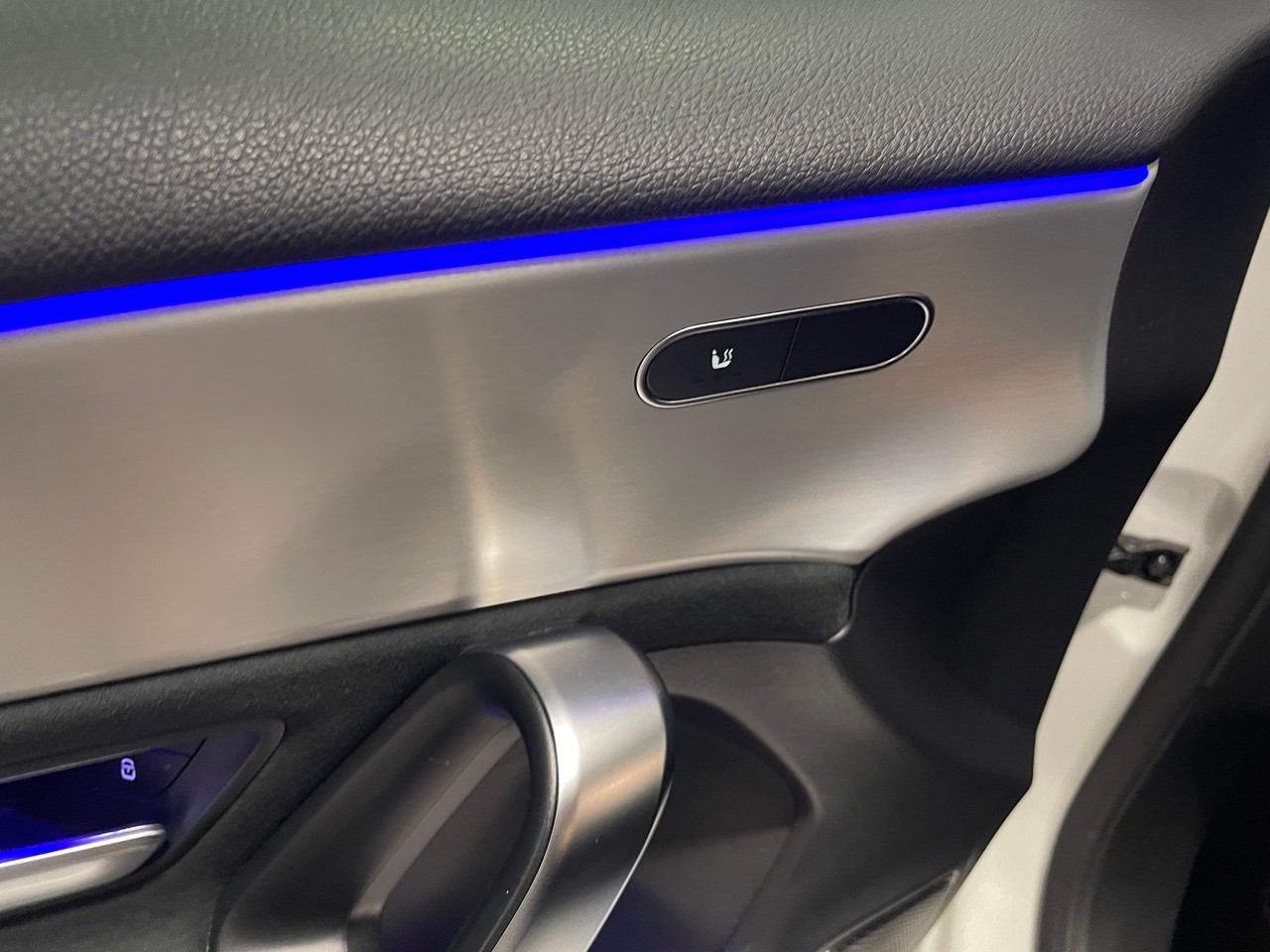 MERCEDES-BENZ A 220 4Matic 8G-DCT AMG Line Kaufen