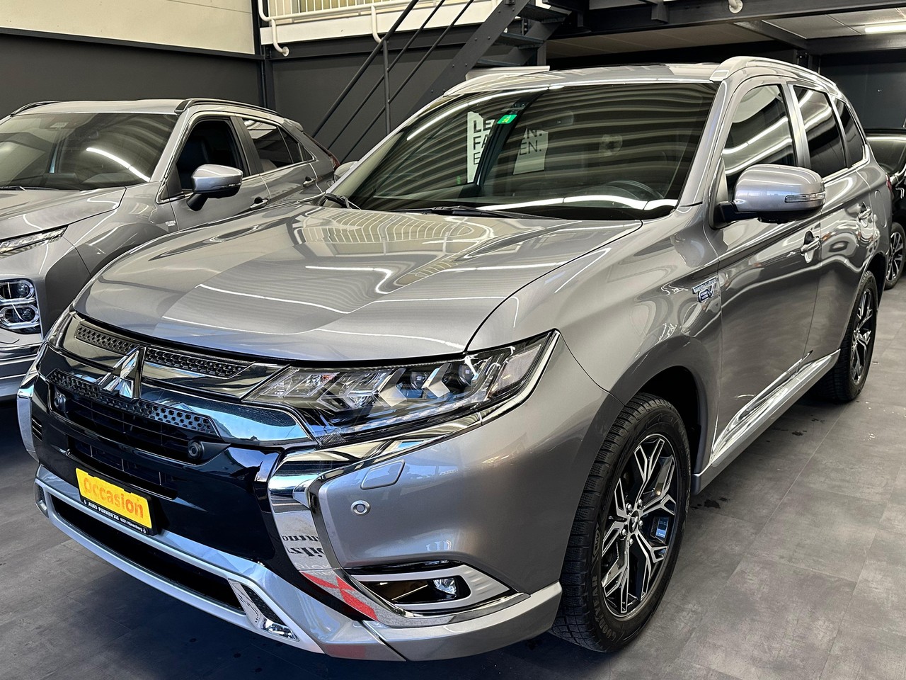 MITSUBISHI Outlander 2.4 PHEV Diamond Kaufen