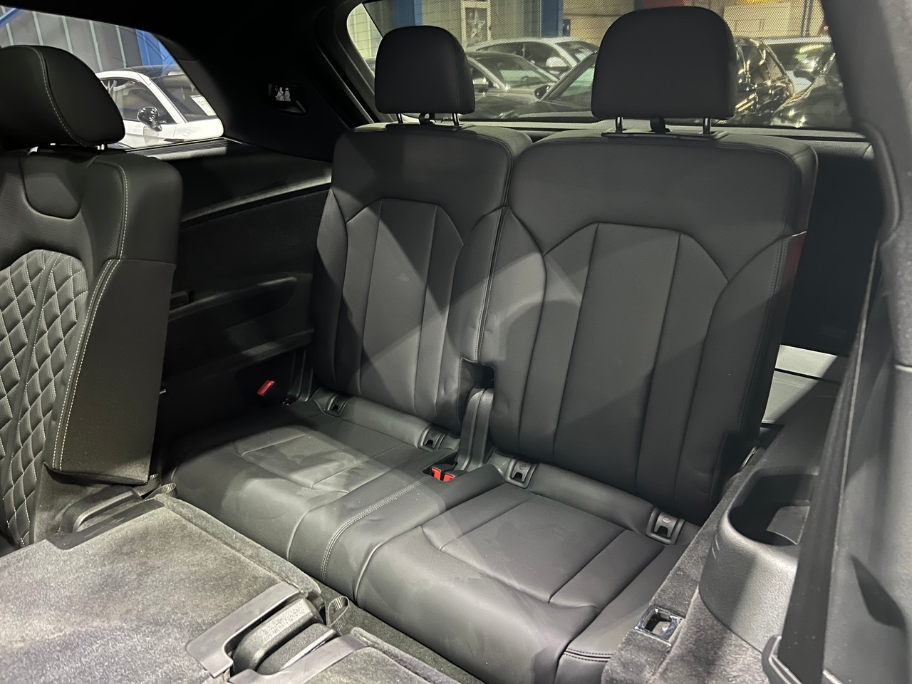 AUDI SQ7 TFSI qu**5-Jahre Werksgarantie,S-Sportsitze,Sitzbelüftung ...