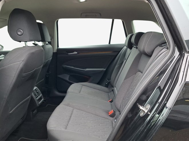 VW Golf Variant 1.5 eTSI mHEV Life À vendre