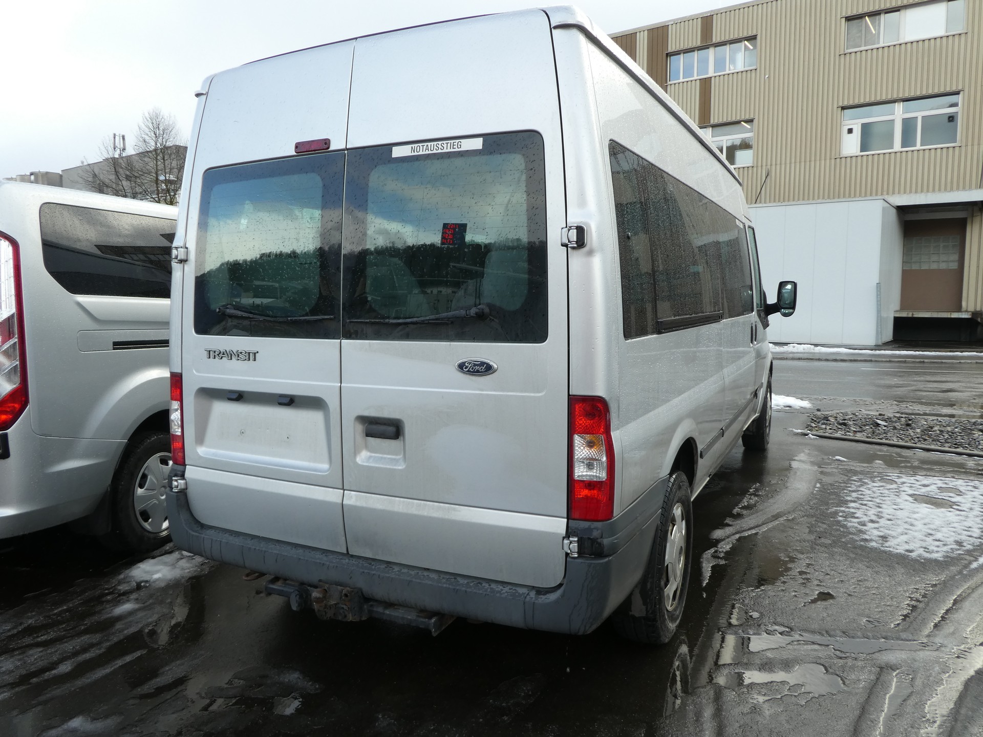 FORD Transit 2.4 TDCi Bus M2 350L Trend 14Pl. Kaufen