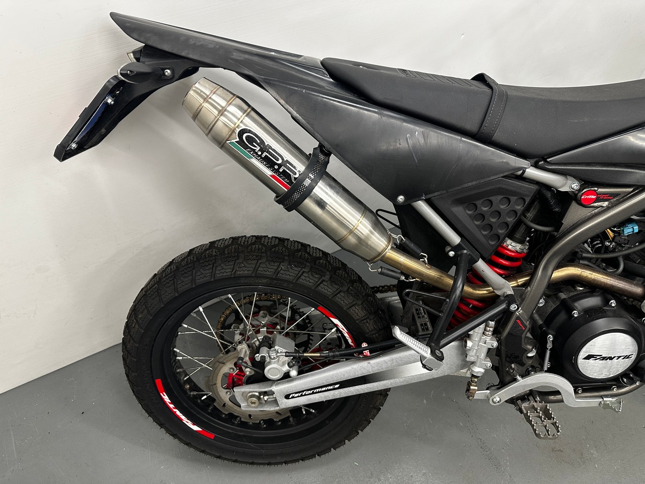 FANTIC XMF 125 Motard Kaufen