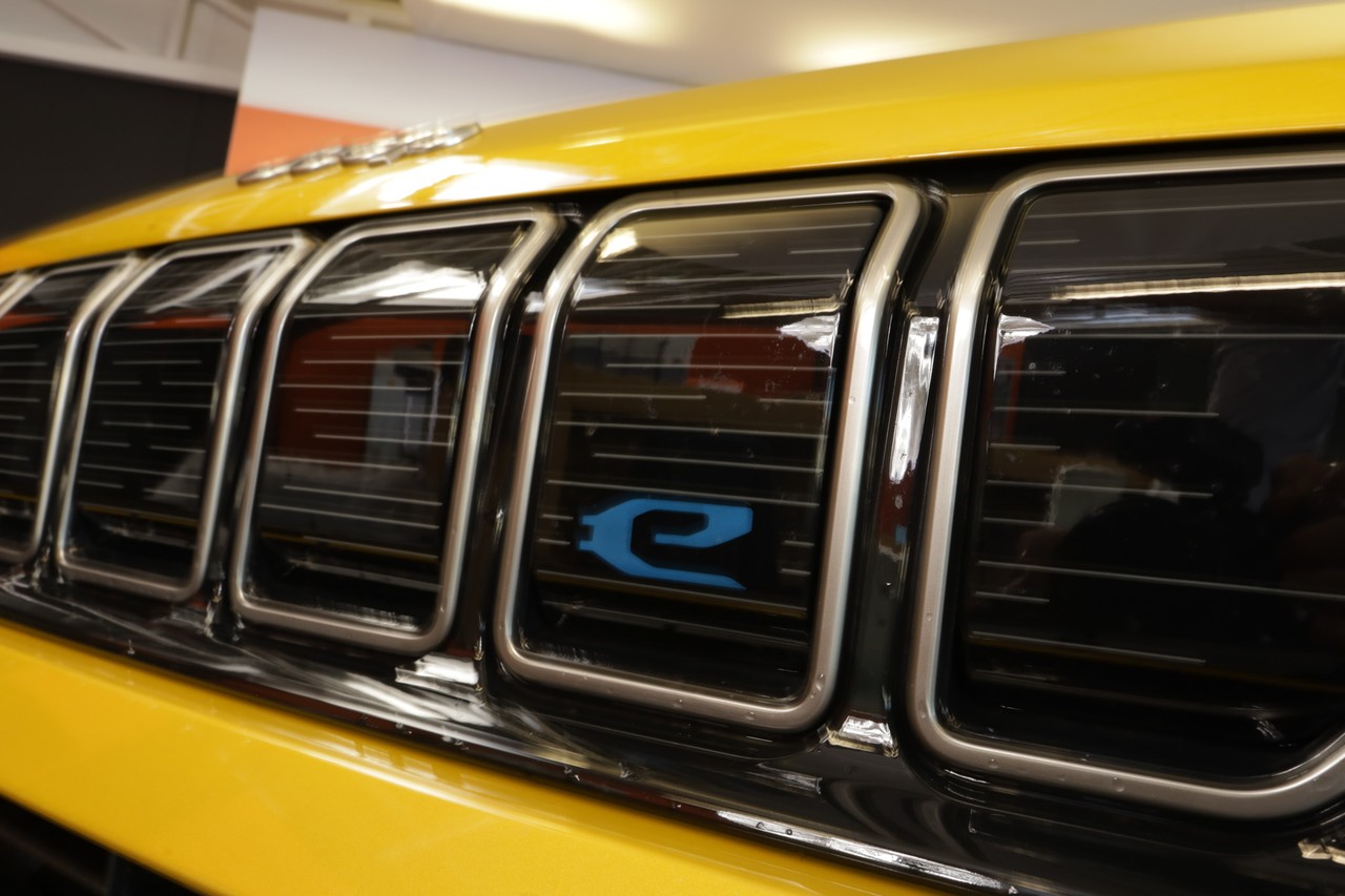 JEEP Avenger 54kWh Summit Kaufen