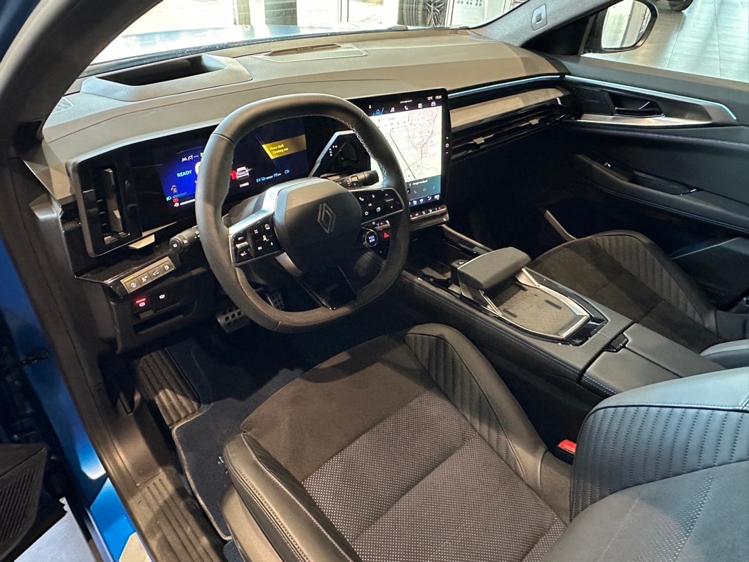 RENAULT Rafale 1.2 E-Tech Plug-in Hybrid 300 4x4 Atelier Alpine Kaufen