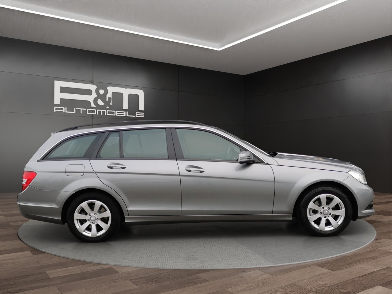 R&M Automobile GmbH | AutoScout24