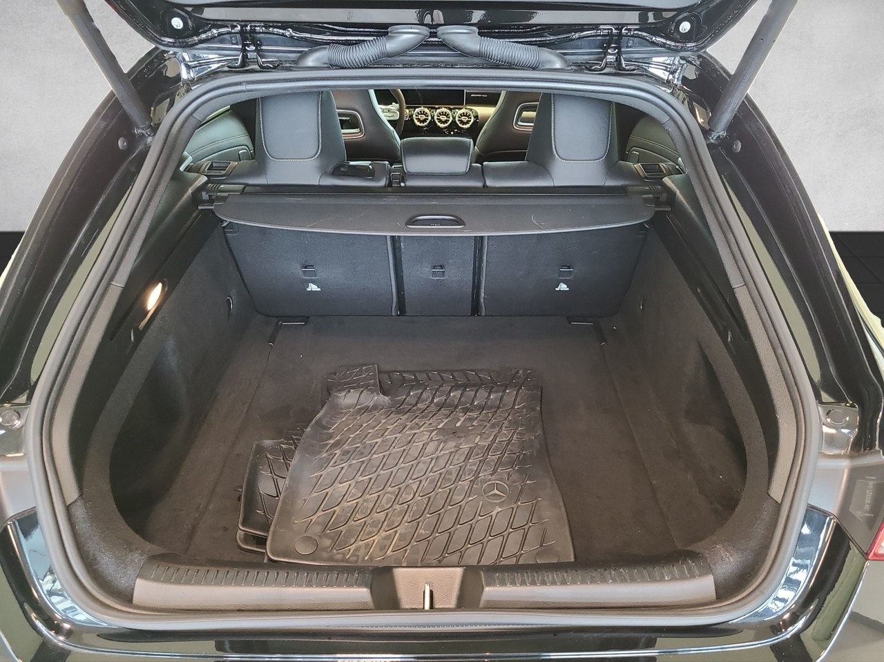 MERCEDES-BENZ CLA Shooting Brake 45 S AMG 4Matic+ 8G-DCT Kaufen