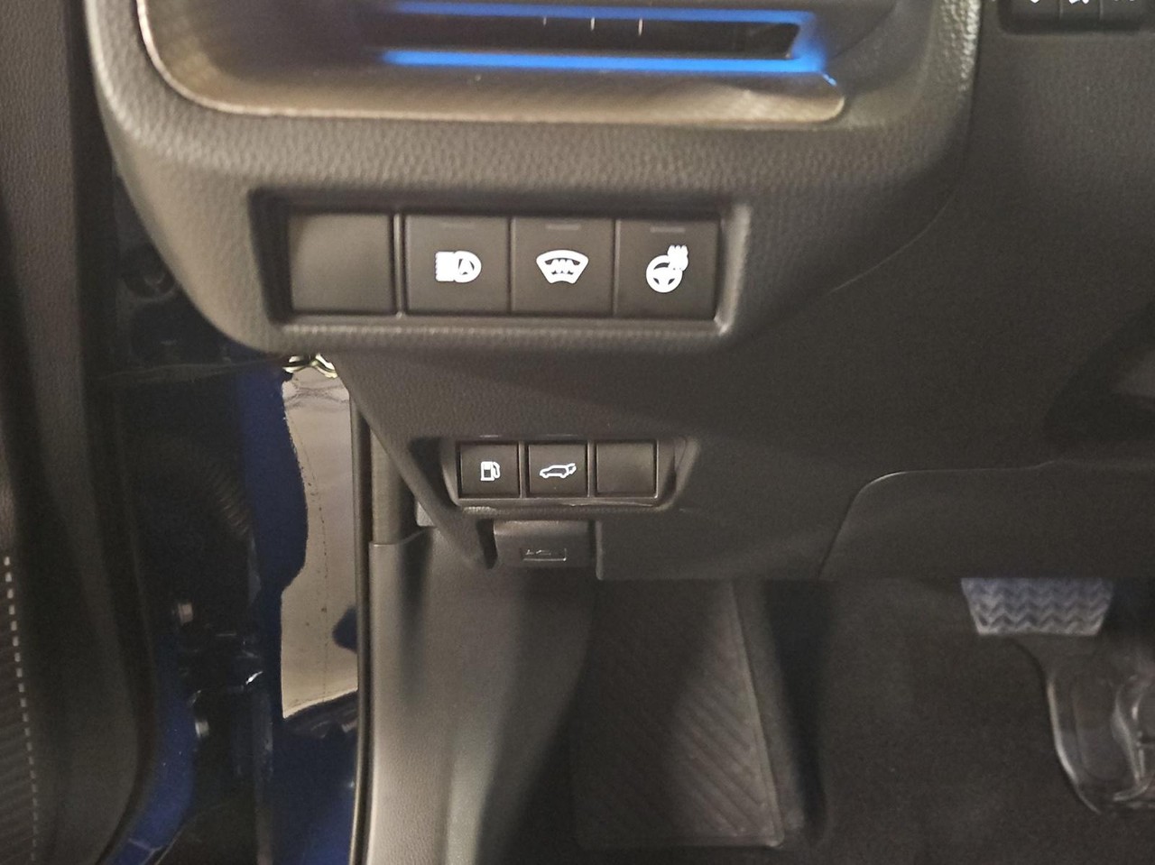 TOYOTA Prius 2.0 Plug-In-Hybrid Premium Kaufen