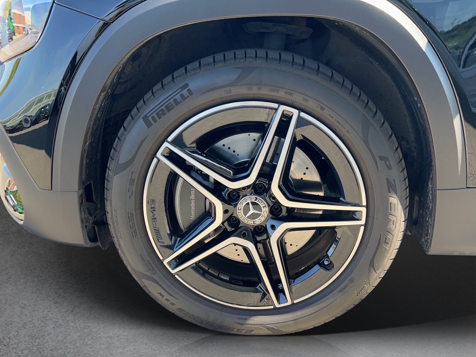 MERCEDES-BENZ GLB 250 4Matic AMG Line 8G-Tronic Kaufen