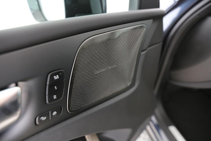 VOLVO XC60 2.0 T6 TE Ultra Dark eAWD À vendre