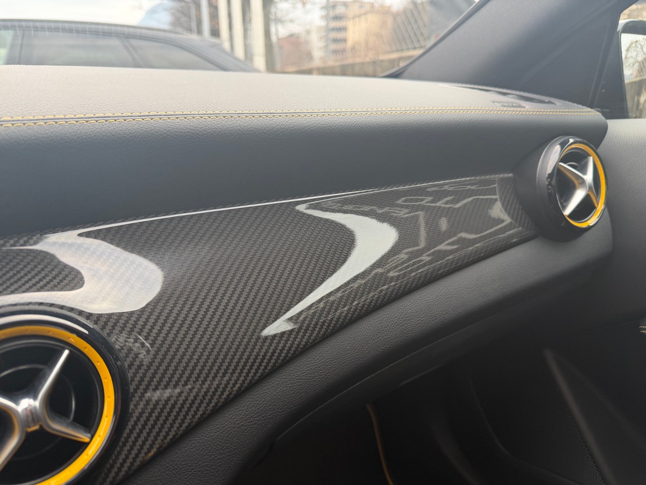 MERCEDES-BENZ A 45 AMG Yellow Night Edition 4Matic 7G-DCT Kaufen