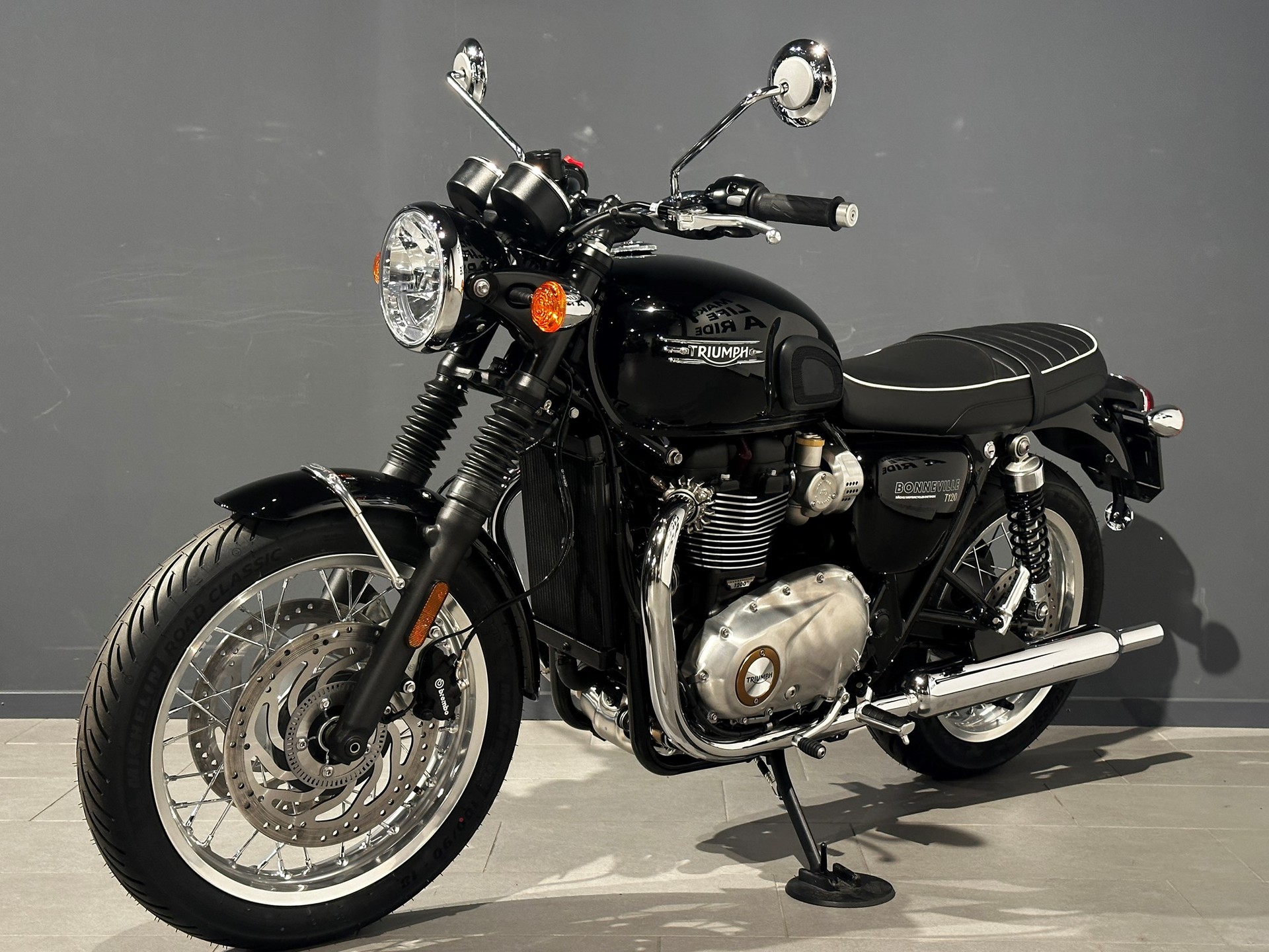 TRIUMPH Bonneville T120 Kaufen