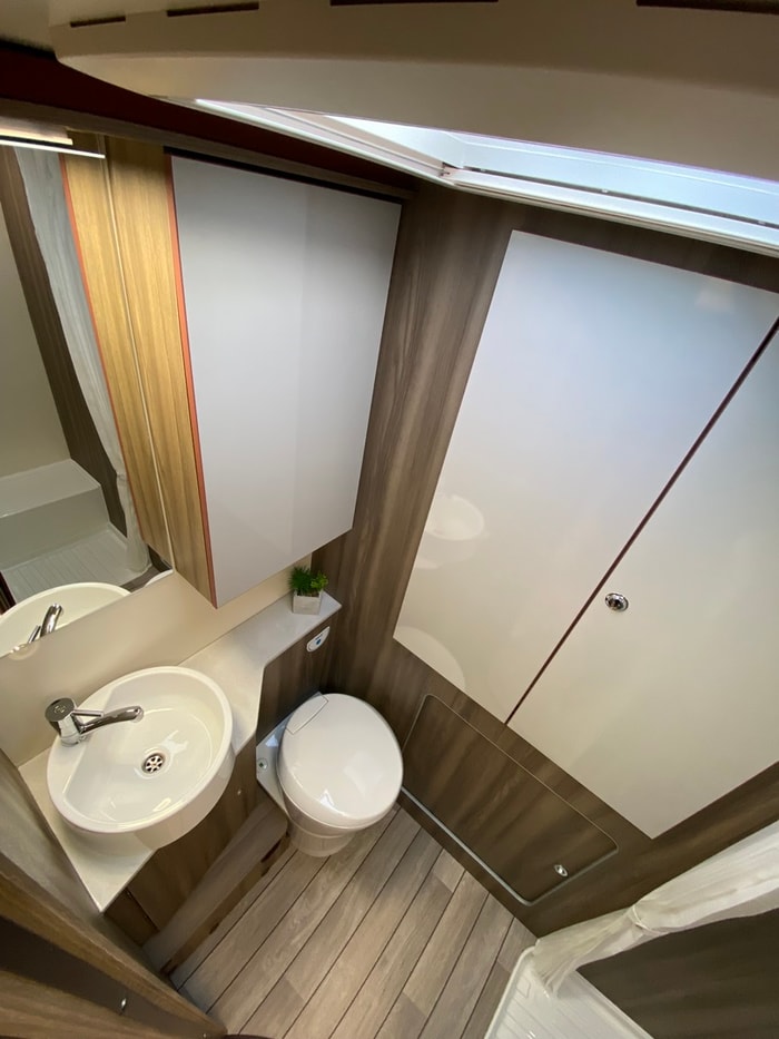 ROLLER TEAM Kronos FIT 230TL Selekt, Ford Transit 2.0TDCi 165PS Automat À vendre