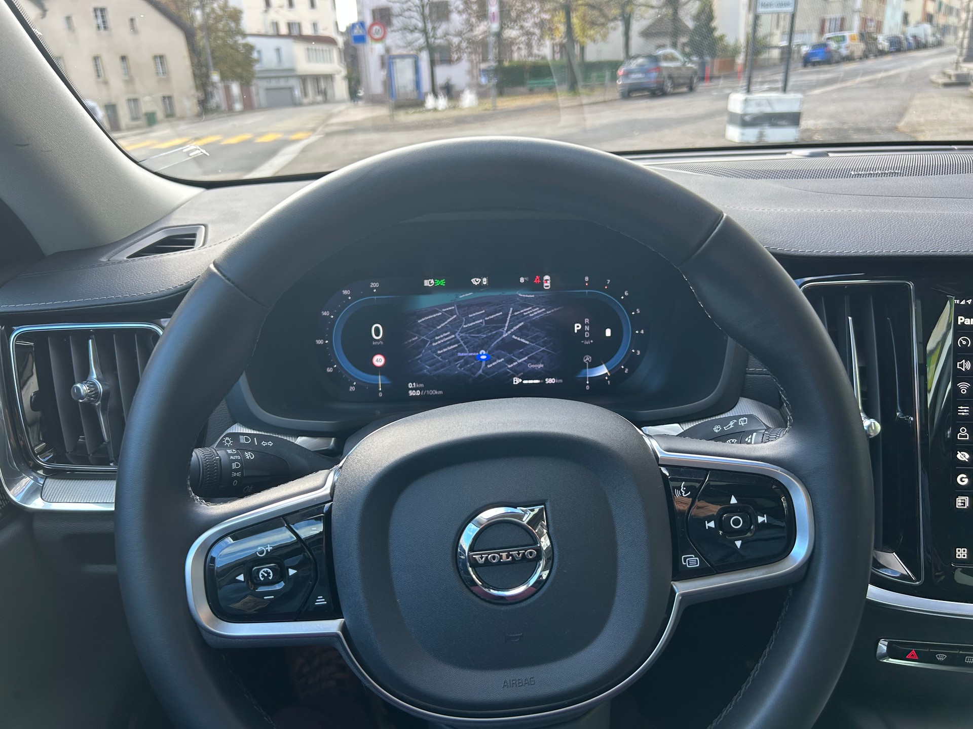 VOLVO V60 B4 Benzin Mild Hybrid Ultra Dark DCT Acquistare in vendita