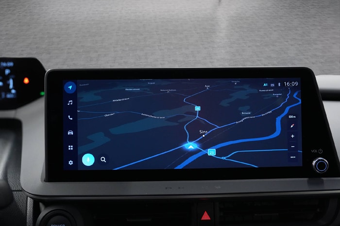 TOYOTA Prius 2.0 Plug-In-Hybrid Trend À vendre