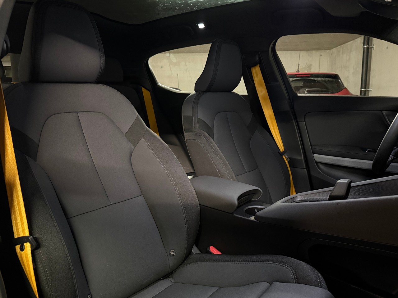 POLESTAR Polestar 2 Long Range Dual Performance 82 kWh MY24 Kaufen