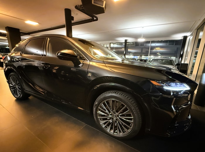 LEXUS RX 500h F Sport AWD À vendre