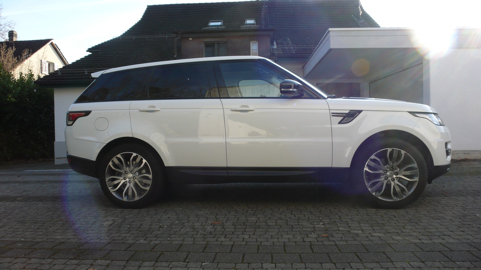 LAND ROVER Range Rover Sport 3.0 TDV6 SE Automatic For sale