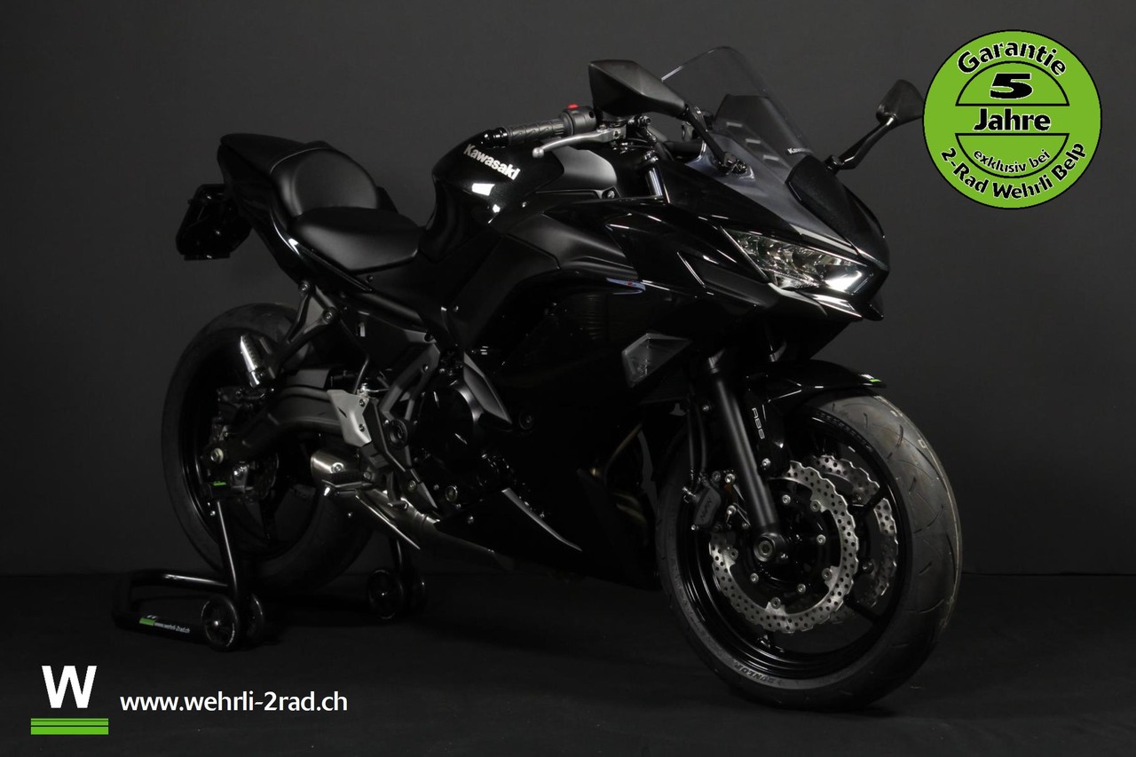 KAWASAKI Ninja 650 (50/35 KW) *Black Edition* Level 1 Model 2026 Kaufen