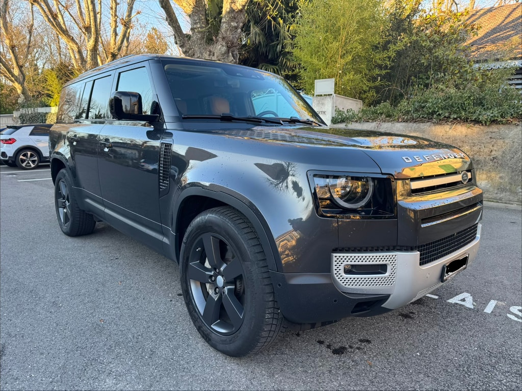 LAND ROVER Defender 130 3.0 D I6 300 First Edition AWD AT8 Kaufen