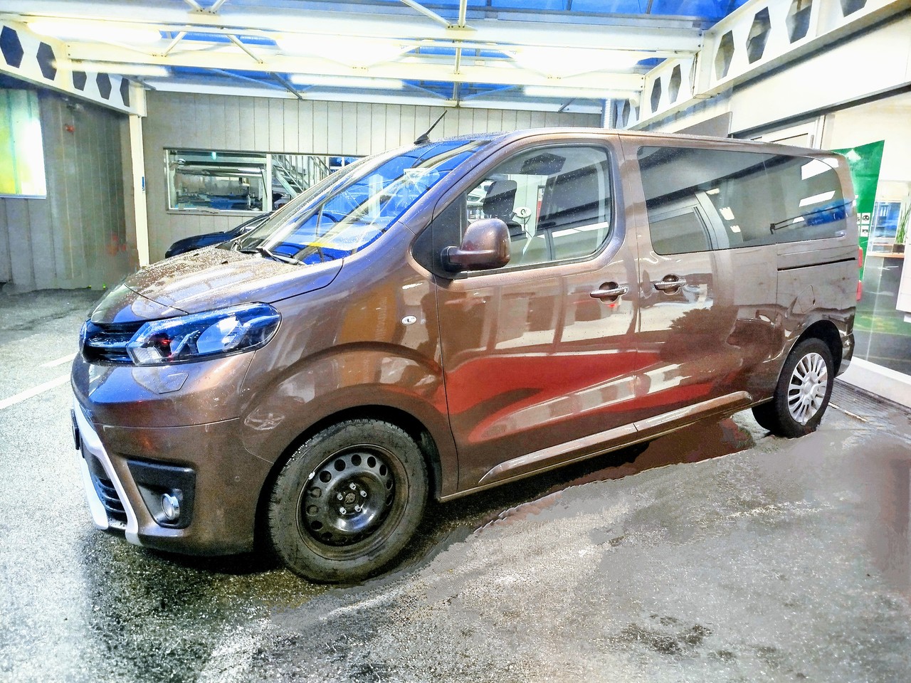 TOYOTA, Bus - Occasionen kaufen | AutoScout24