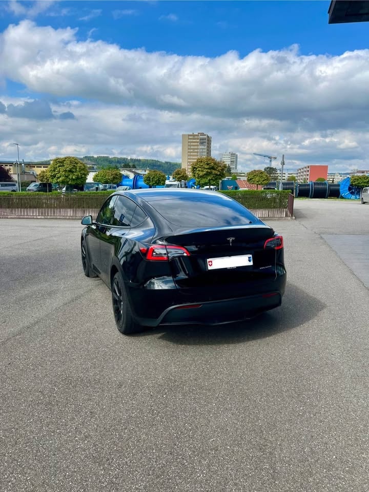 TESLA Model Y Long Range Kaufen