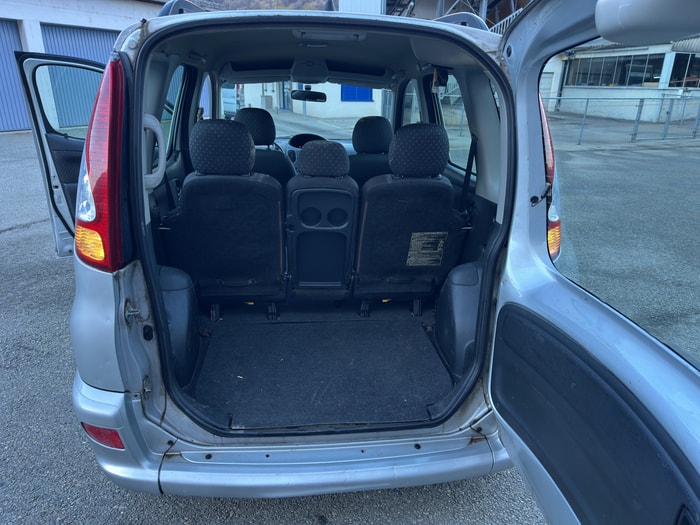 TOYOTA Yaris Verso 1.3 Linea Luna À vendre