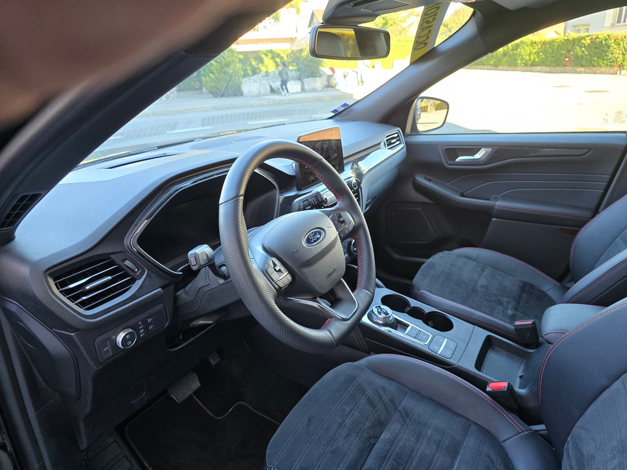 FORD Kuga 2.5 FHEV ST-Line X 4WD Kaufen