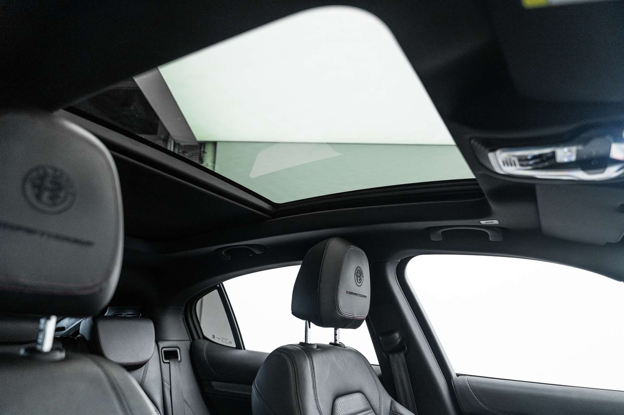 ALFA ROMEO Stelvio 2.0 Competizione Pack Sky Q4 Kaufen