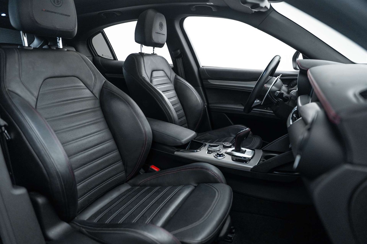 ALFA ROMEO Stelvio 2.0 Competizione Pack Sky Q4 Kaufen