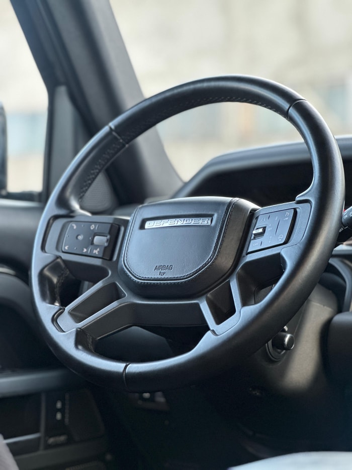 LAND ROVER Defender 110 3.0 D I6 300 X À vendre