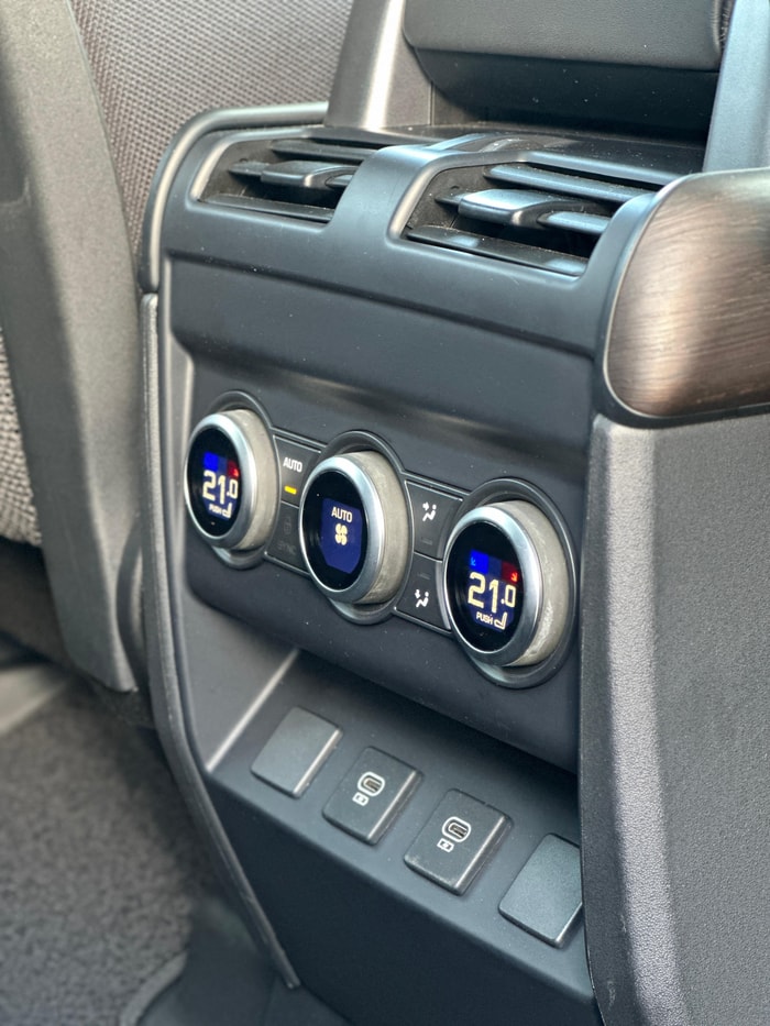 LAND ROVER Defender 110 3.0 D I6 300 X À vendre