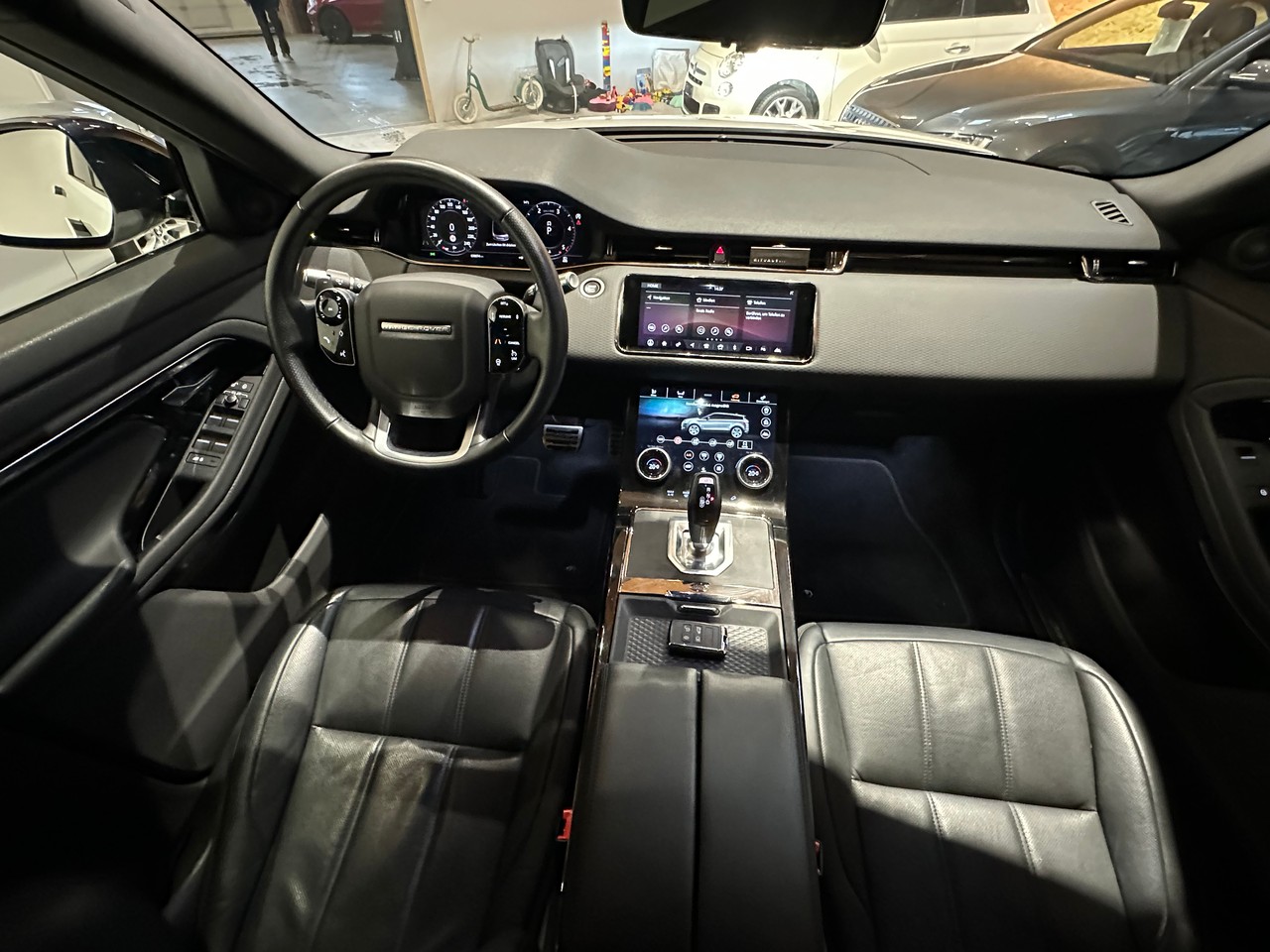 LAND ROVER Range Rover Evoque R-Dynamic D 180 S AT9/1. Hand/Inkl. 1 ...