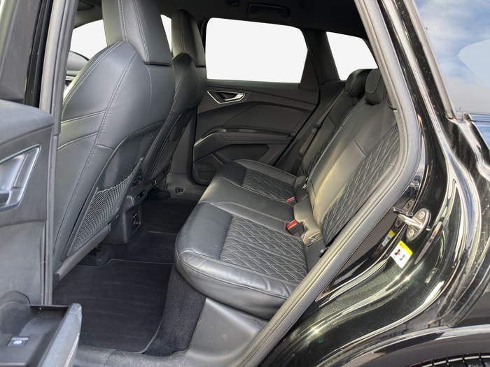 AUDI Q4 e-tron 50 quattro À vendre