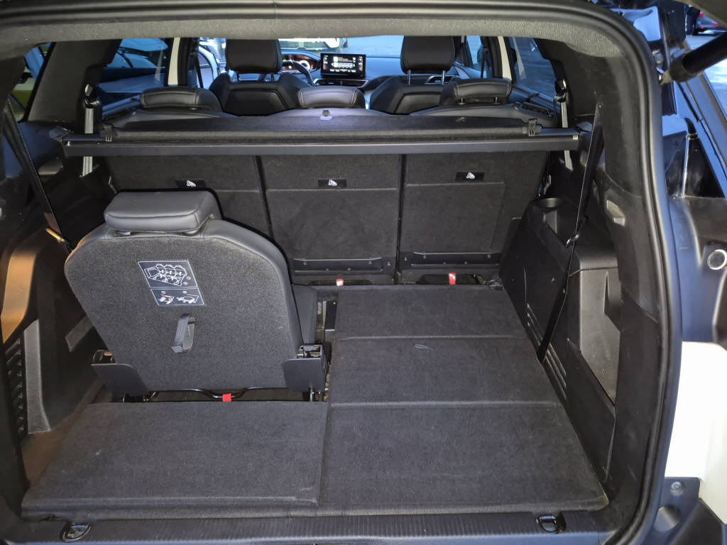 PEUGEOT 5008 1.6 PureTech GT Pack EAT8 Kaufen